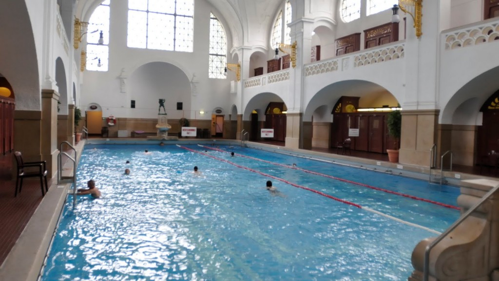 Swimming Pool and Spa in Munich - IDEOZ Voyages