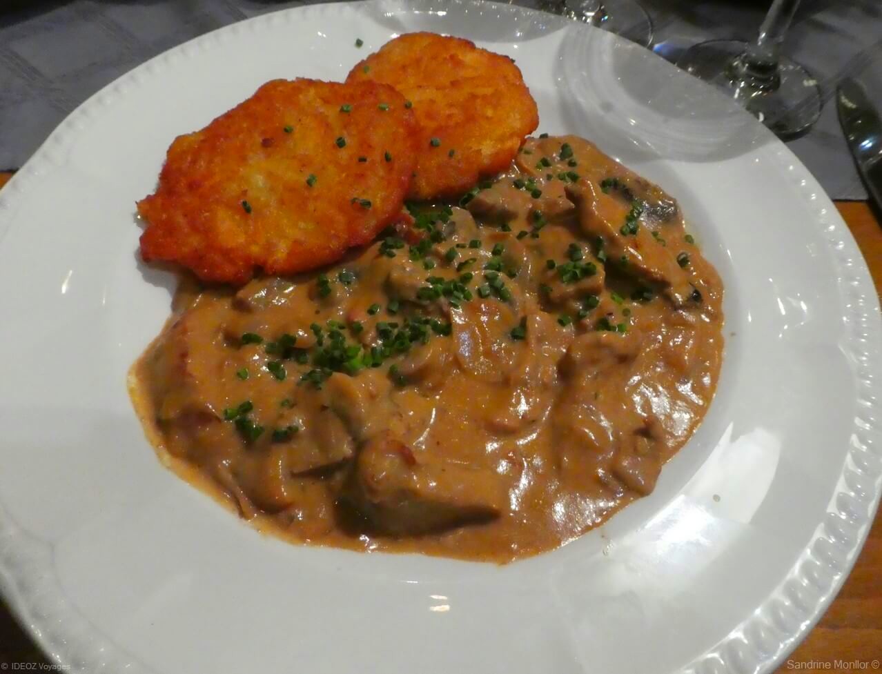 Recette d'escalope de veau à la zurichoise : Zürcher Geschnetzeltes