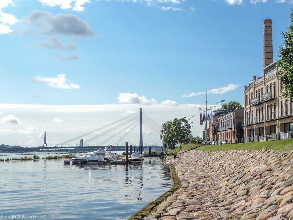 L'île de Kipsala à Riga : un coin de campagne dans la ville - IDEOZ Voyages