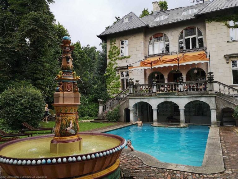 Villa de l'écrivain à Budapest Brody writer's villa : perle de l'Art ...